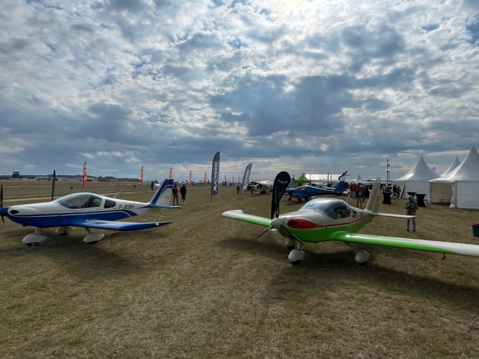 ULM Blois 2022 - TOMARK AERO | Viper SD4 and Skyper GT9 light sport ...